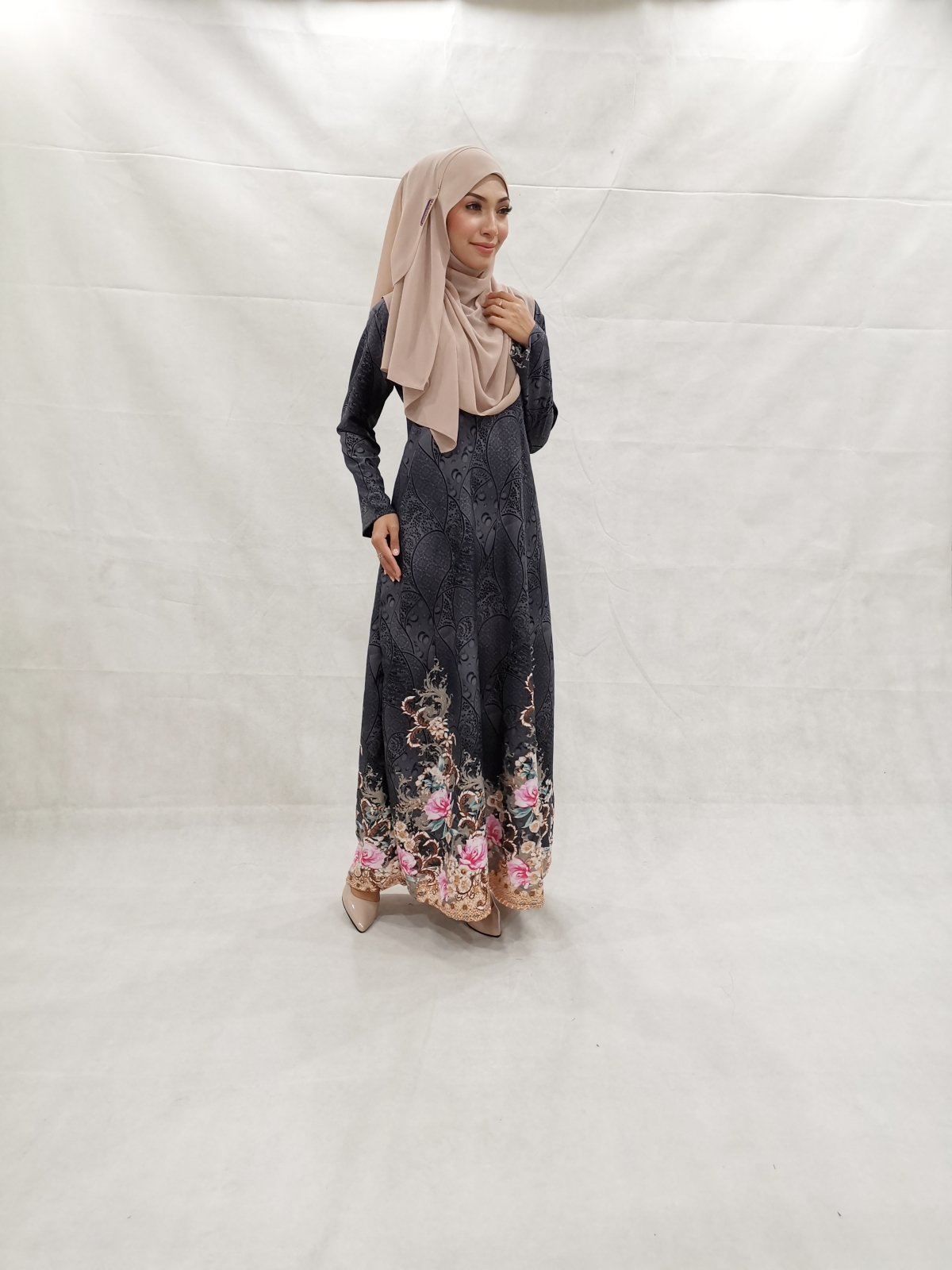 SW5237 PRINTED JUBAH GREY_Muslimah Jubah_Muslim Fashion_Whizet - All-in ...